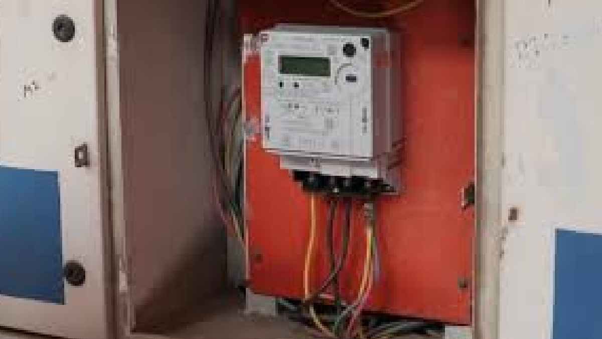 Smart meter are treated as normal meter